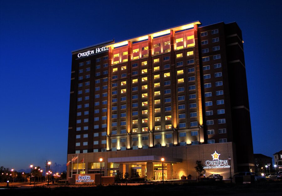 Bo Garza @ Overton Hotel and Conference Center | Pecan Grill Lounge ...